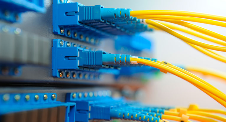 Magnitude | Magnetic Bearing Centrifugal Chiller | Daikin Applied